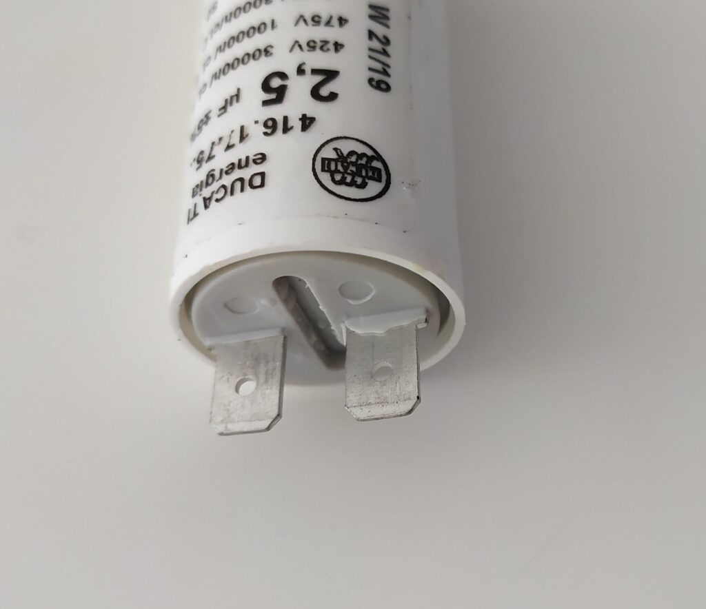 Condensateur Moteur 2,5μF 425V 450V 475V version 2 cosses – 2,5uF – Rep-Tronic
